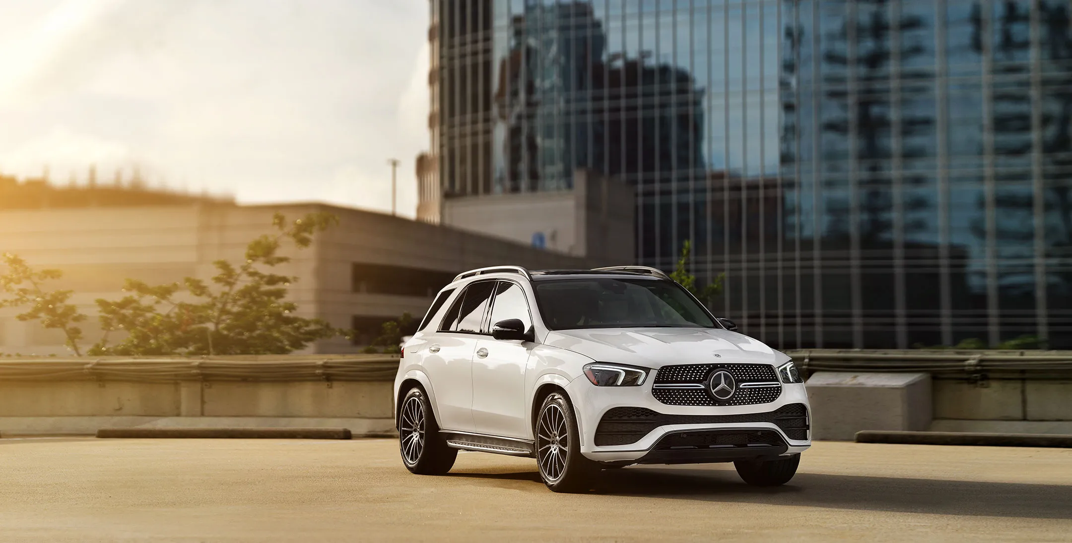 Luxury Cars - Sedans, SUVs, Coupes & Wagons | Mercedes-Benz Canada