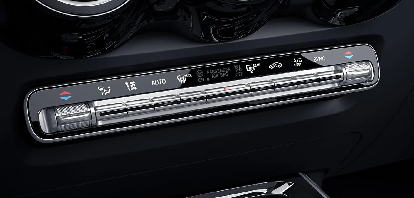 The Compact GLB SUV | Mercedes-Benz Canada