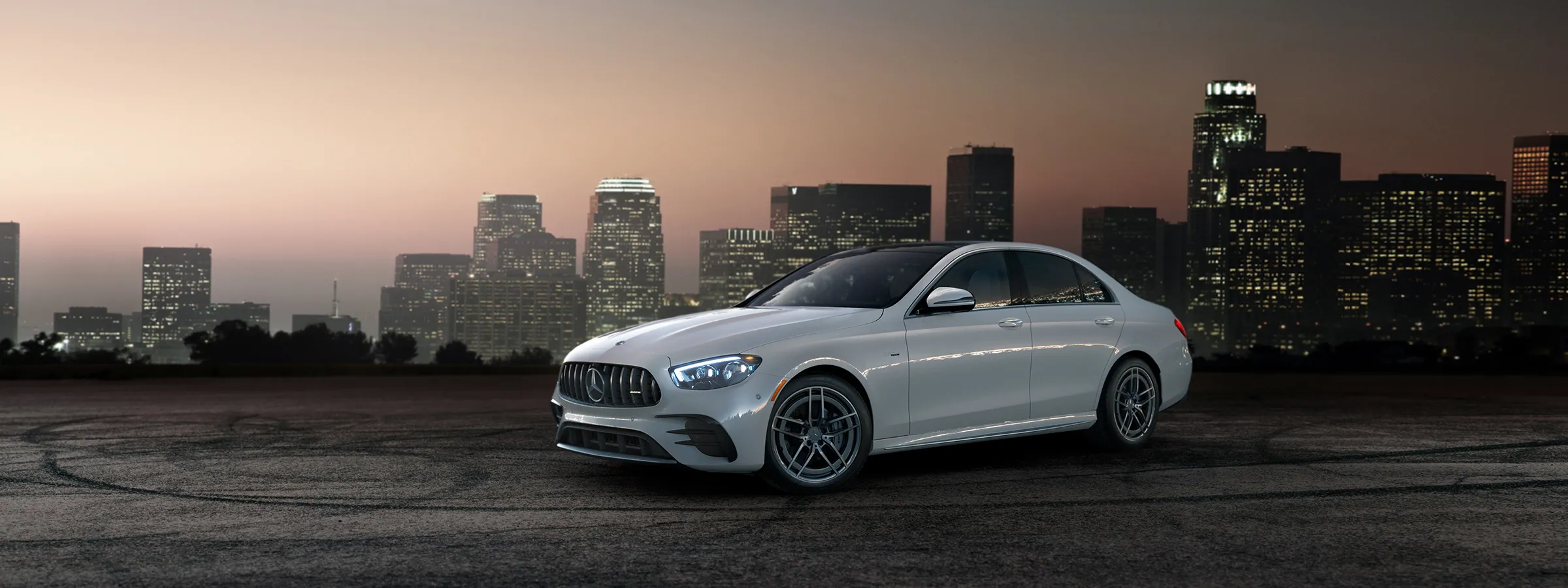 The Mid-Size AMG E-Class Sedan | Mercedes-Benz Canada