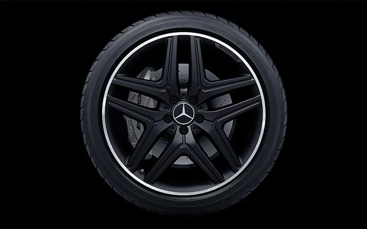 The Compact AMG GLB SUV | Mercedes-Benz Canada