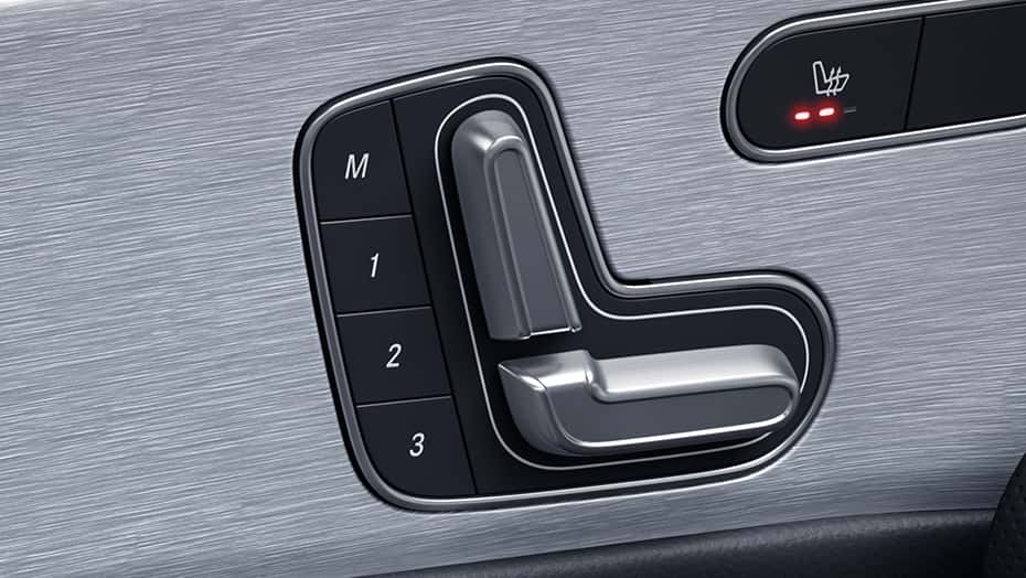 The Compact CLA Coupe | Mercedes-Benz | Mercedes-Benz Canada