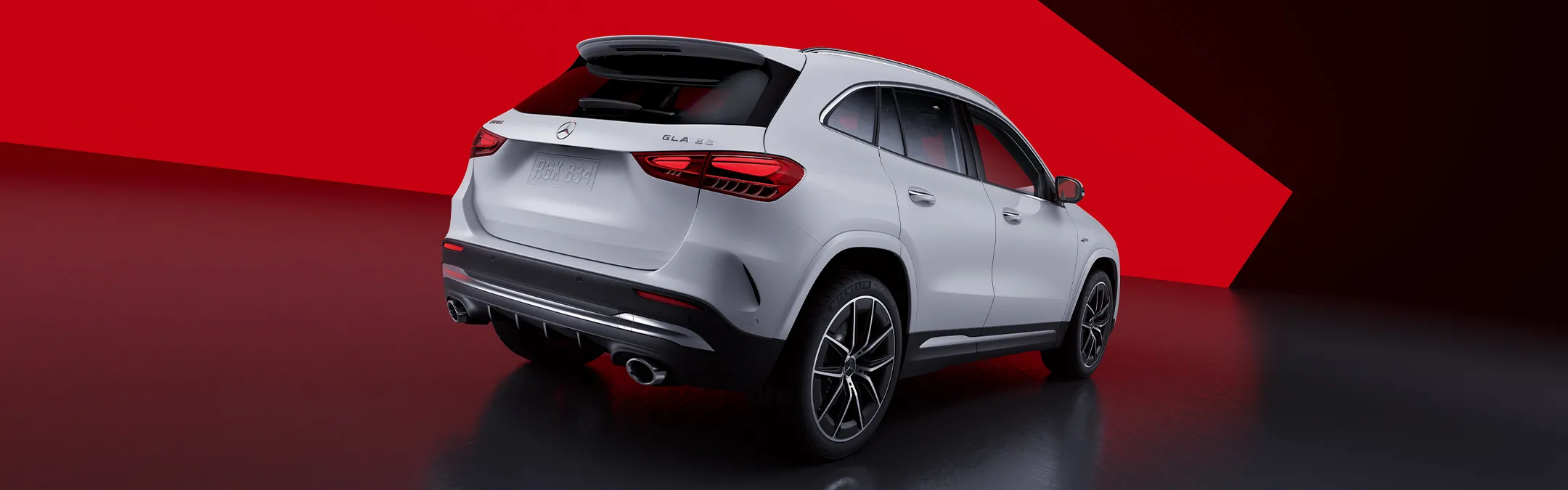 The Compact AMG GLA SUV | Mercedes-Benz Canada