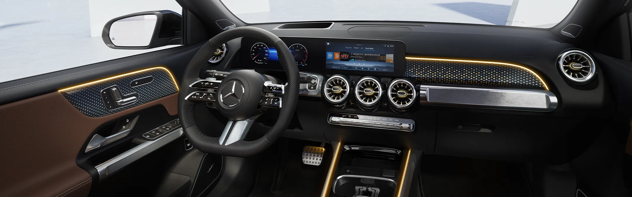 The Compact GLB SUV | Mercedes-Benz Canada