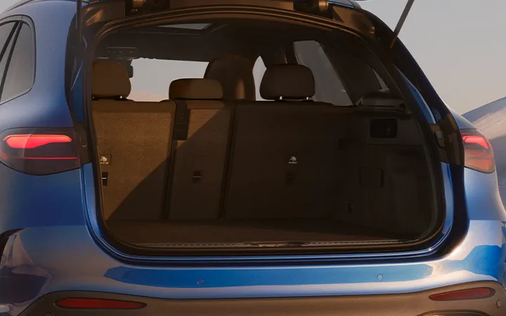 The Mid-Size GLC SUV | Mercedes-Benz Canada