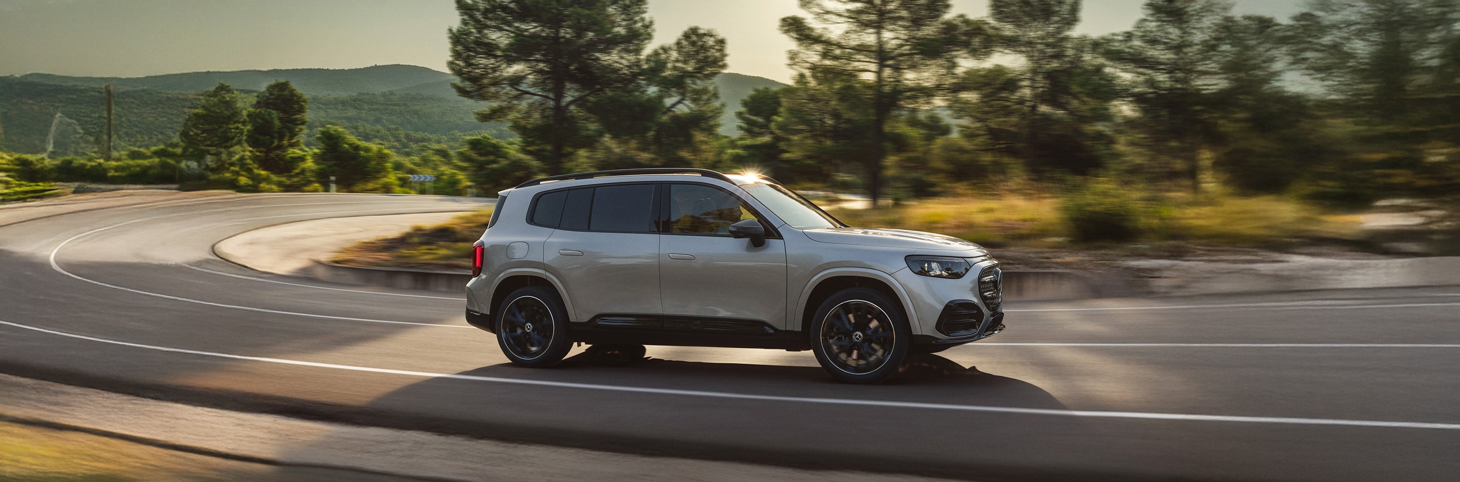 2027 Mercedes-Benz GLB SUV | Future Vehicles | Mercedes-Benz Canada