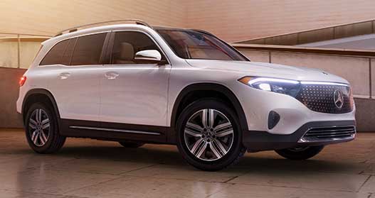 Build your own C-Class Sedan | Mercedes-Benz Canada