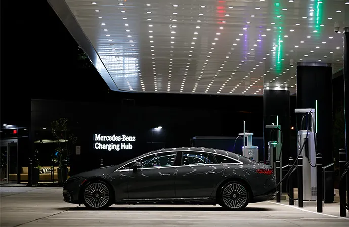 Mercedes-Benz EV Charging Stations | Mercedes-Benz Canada